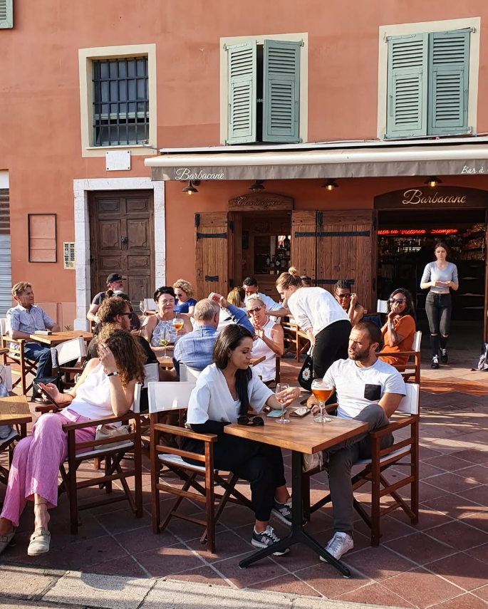 Barbacane : l’adresse niçoise où déguster un cocktail sur mesure dans ...